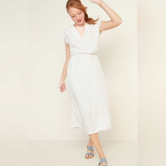 Old Navy | Dresses | Waistdefined Striped Vneck Midi Dress Womens ...